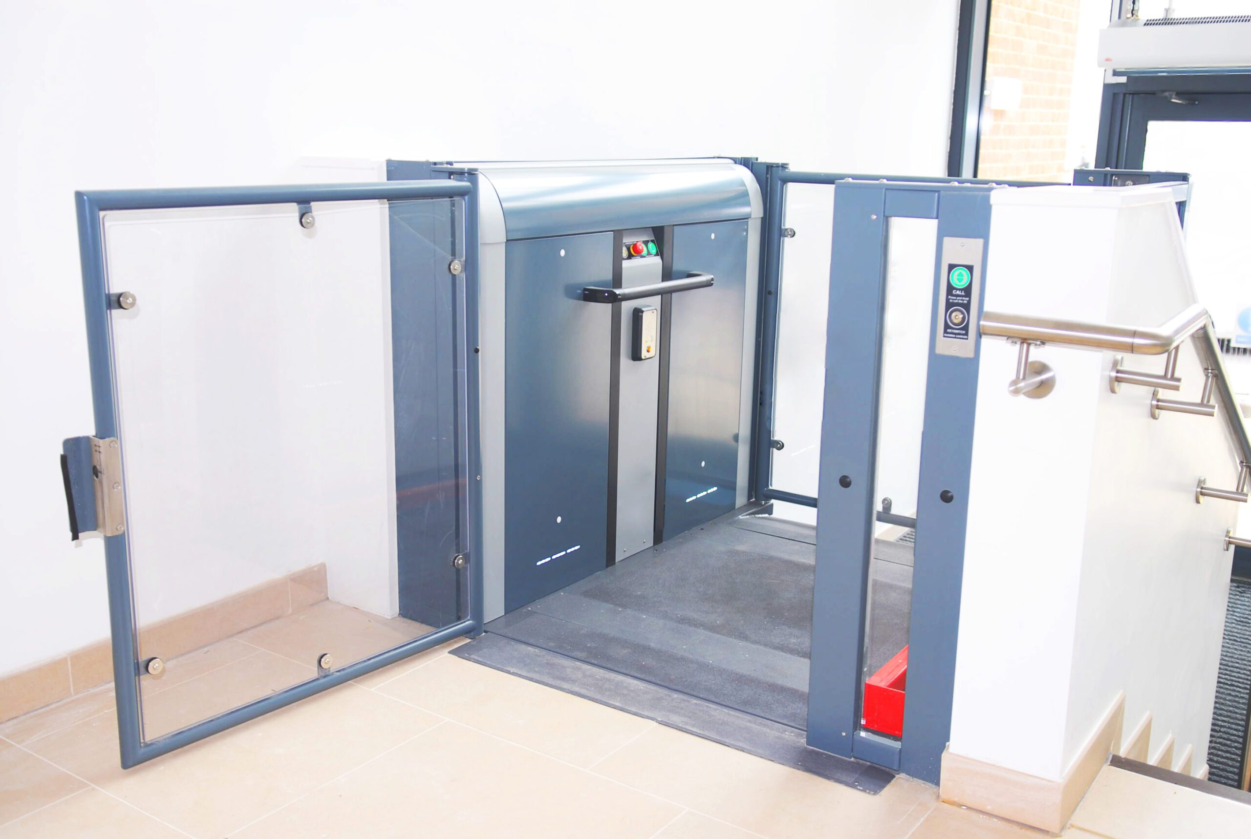 Vertical Platforms Lifts | Incline Platform Lifts | Stairlift Solutions